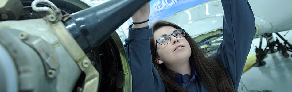 National Extended Diploma Aeronautical Engineering | Solihull College ...