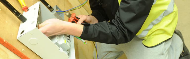 EAL Level 2 Intermediate Diploma in Electrical Installation | Solihull ...