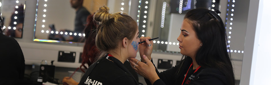 Level 3 Diploma in Theatrical and Media Make Up | Solihull College ...