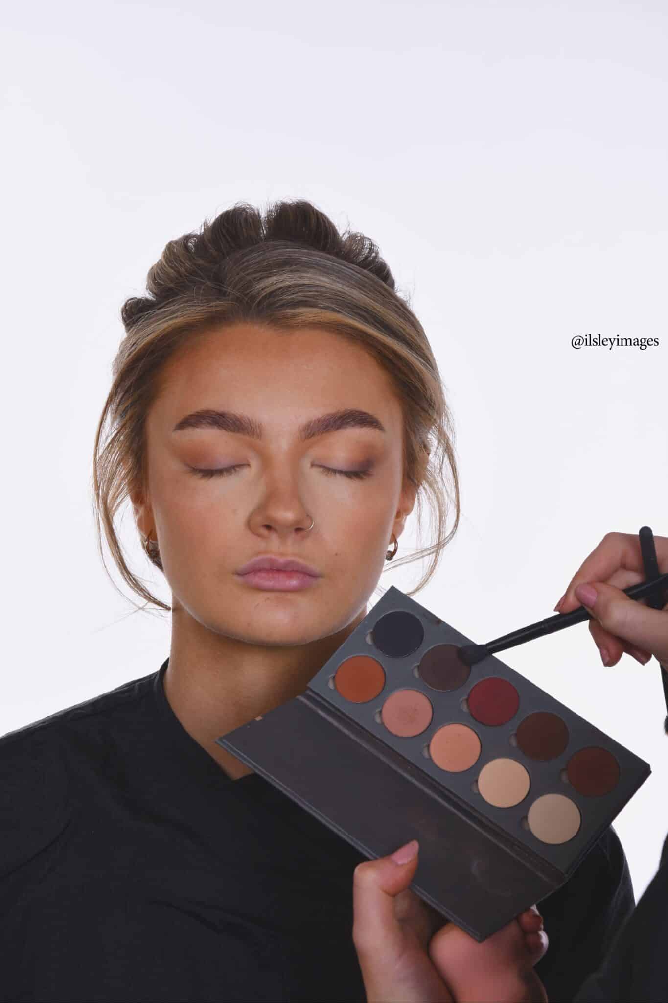 A step-by-step bridal make up tutorial | Solihull College & University ...
